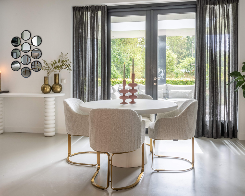 Buy Pebble Round Dining Table Online in London, UK | Denelli Italia