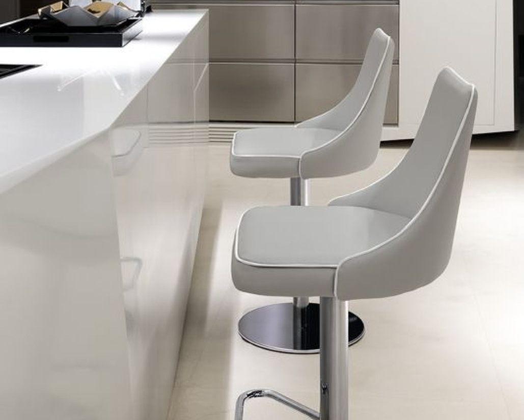 Buy Clara Swivel Bar Stool Online in London, UK | Denelli Italia