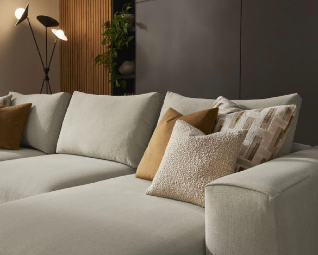 Buy Wodge Large Chaise Corner Sofa Online in London, UK | Denelli Italia