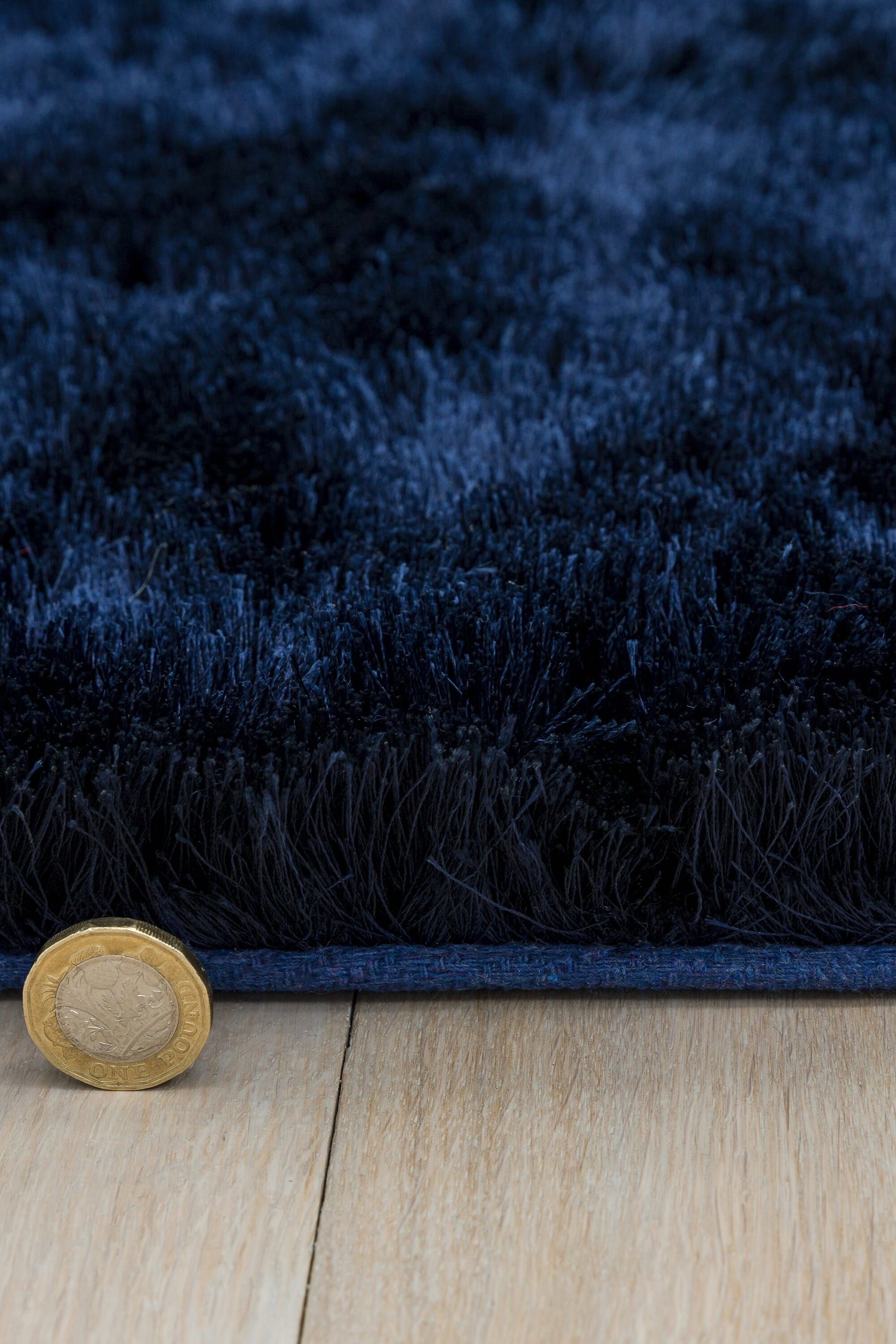 Buy Riga Navy Blue Rug Online in London, UK | Denelli Italia